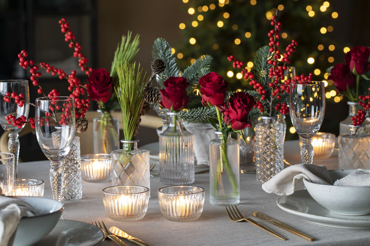 Slik pynter du det vakreste julebordet