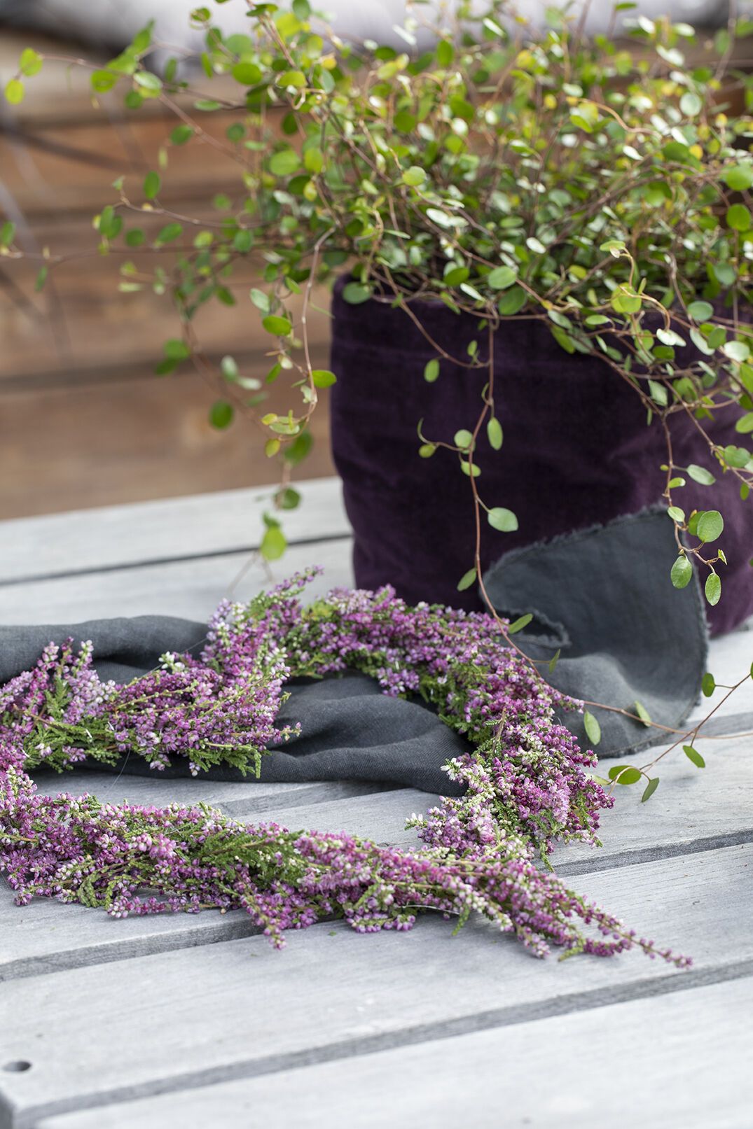 DIY: Slik lager du en hjertekrans av lyng | Mester Grønn